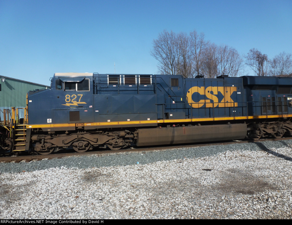CSX 827